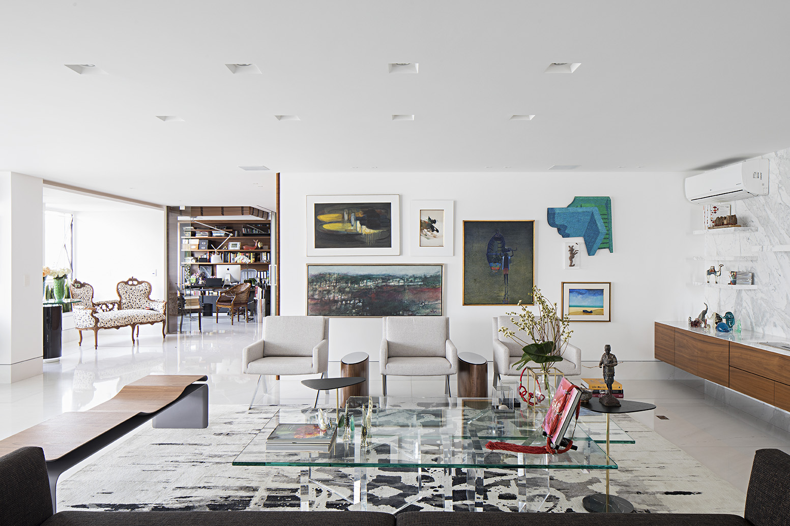 5 tipos de molduras decorativas para deixar o ambiente criativo