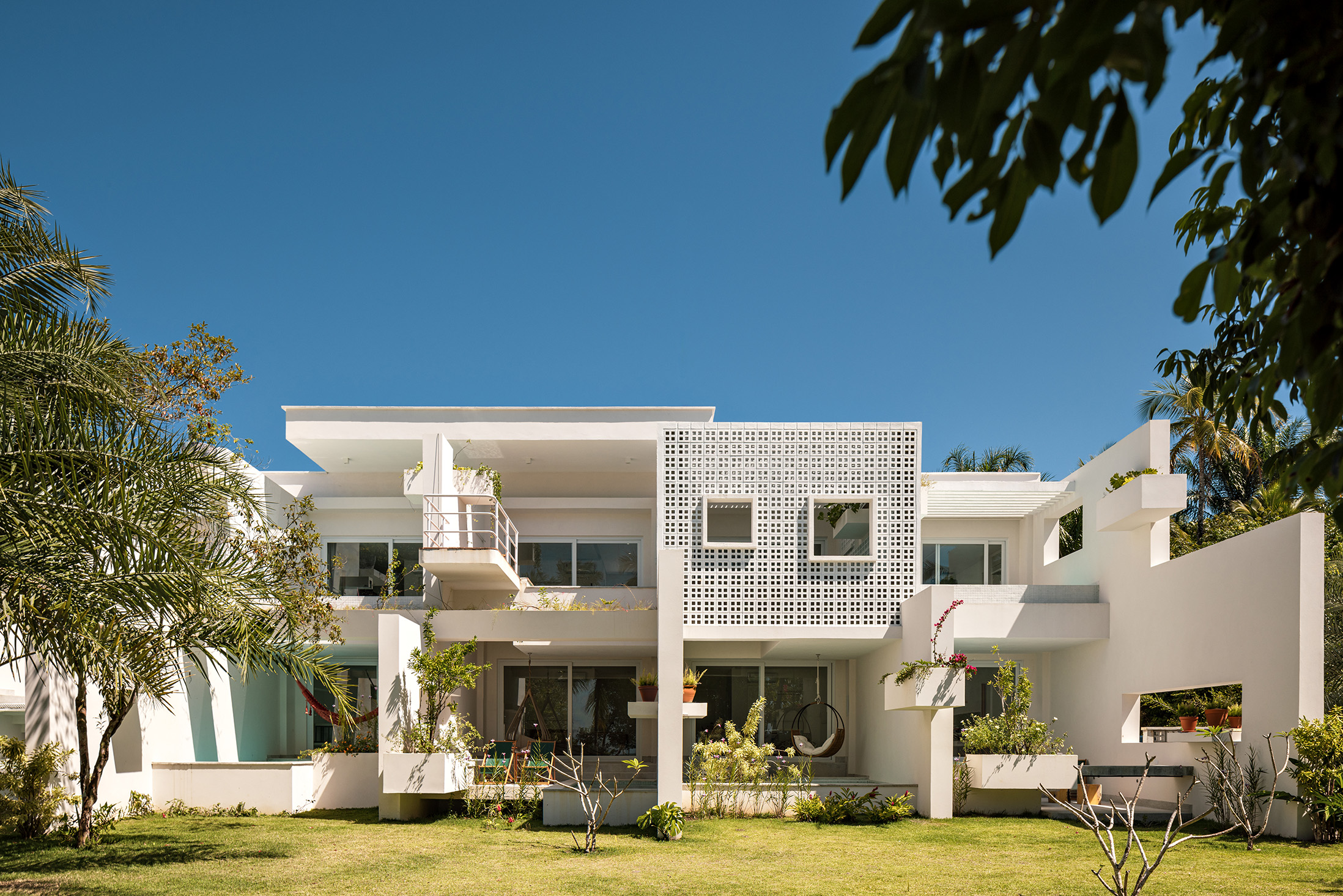 5 house models for different styles and sizes