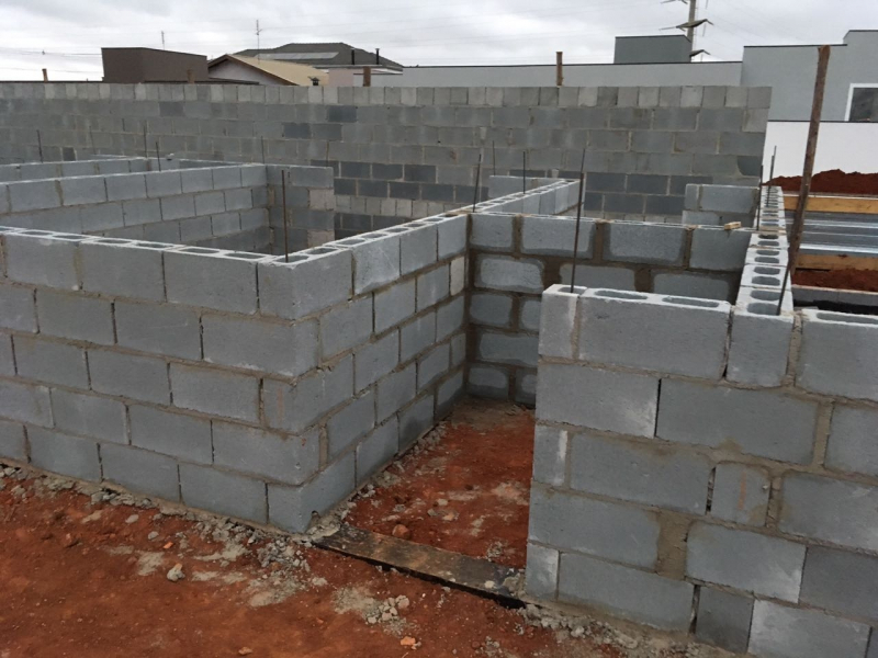 O que é alvenaria? Tipos e vantagens para a construção civil