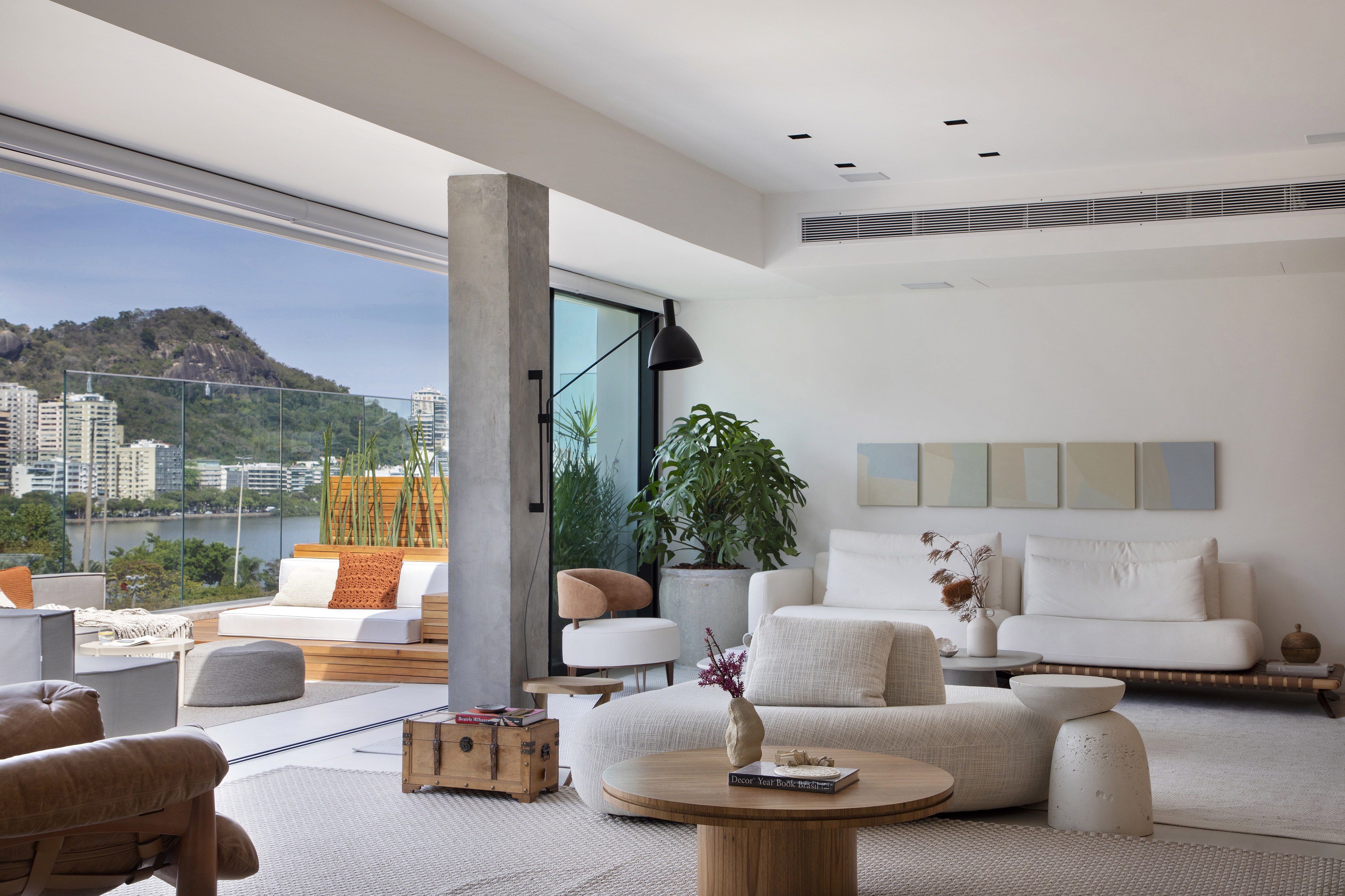 20 sofás modernos para deixar a sala de estar mais elegante