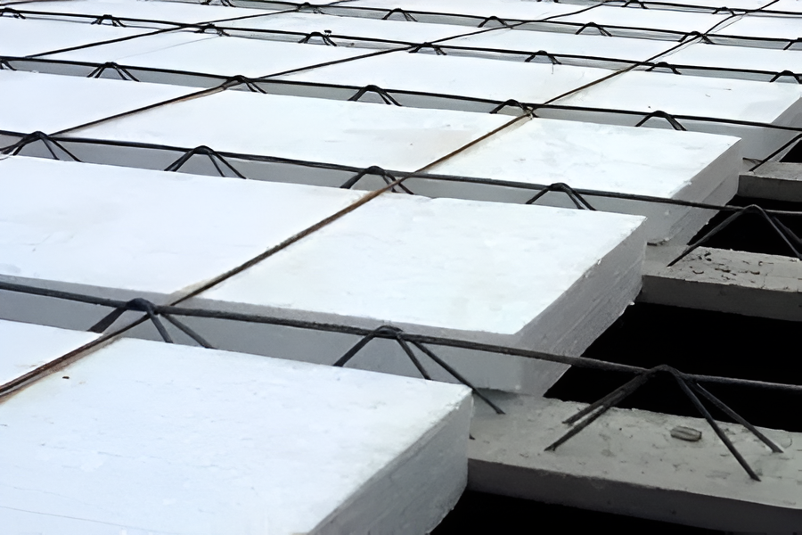 Polystyrene slab: what it is and how to use it in construction